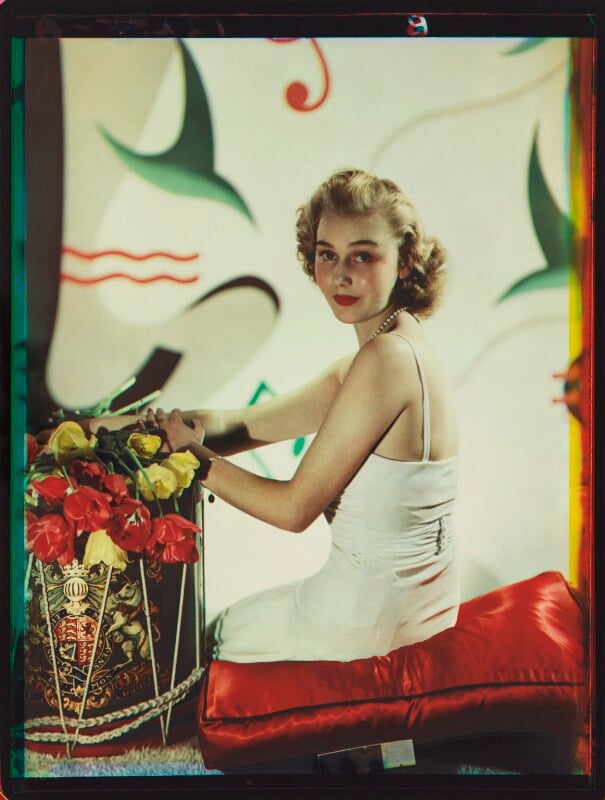 Anne Paget Greetings Card – National Portrait Gallery Shop