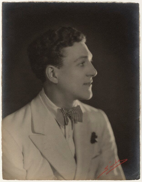 Carl Brisson Greetings Card – National Portrait Gallery Shop