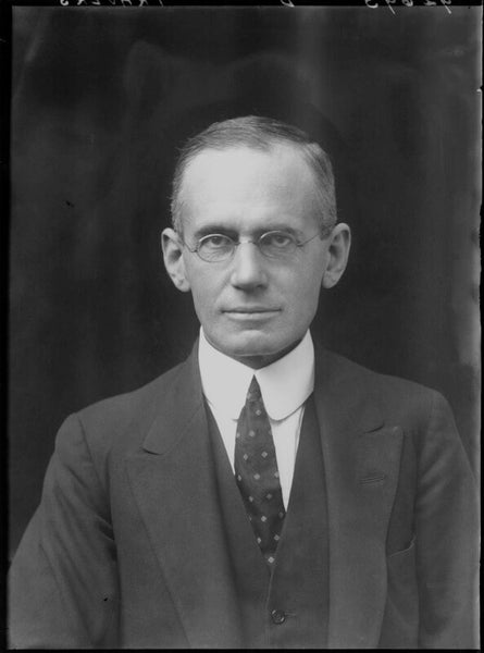 Morris William Travers Portrait Print – National Portrait Gallery Shop