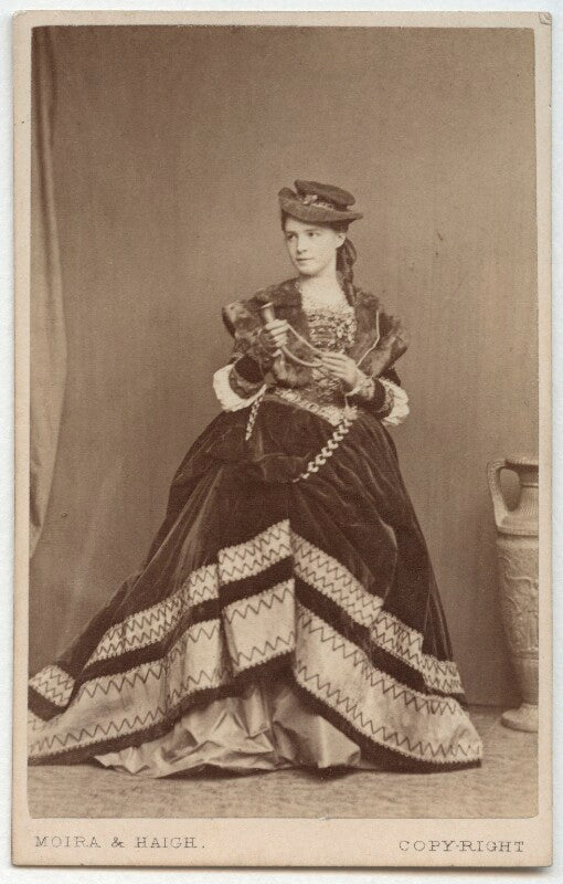 Miss Connell Greetings Card – National Portrait Gallery Shop