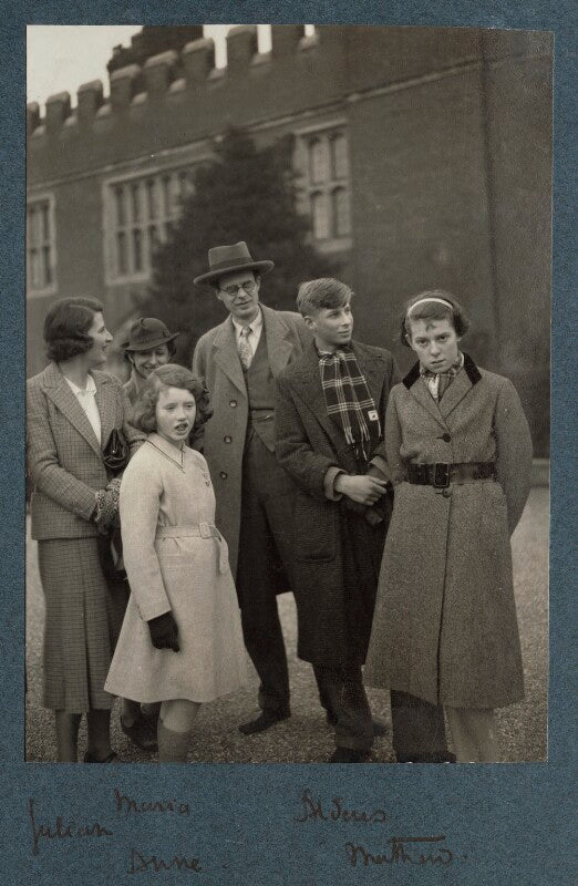 Visiting Hampton Court Palace Portrait Print – National Portrait ...