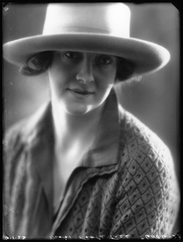 Viola Tree Portrait Print – National Portrait Gallery Shop