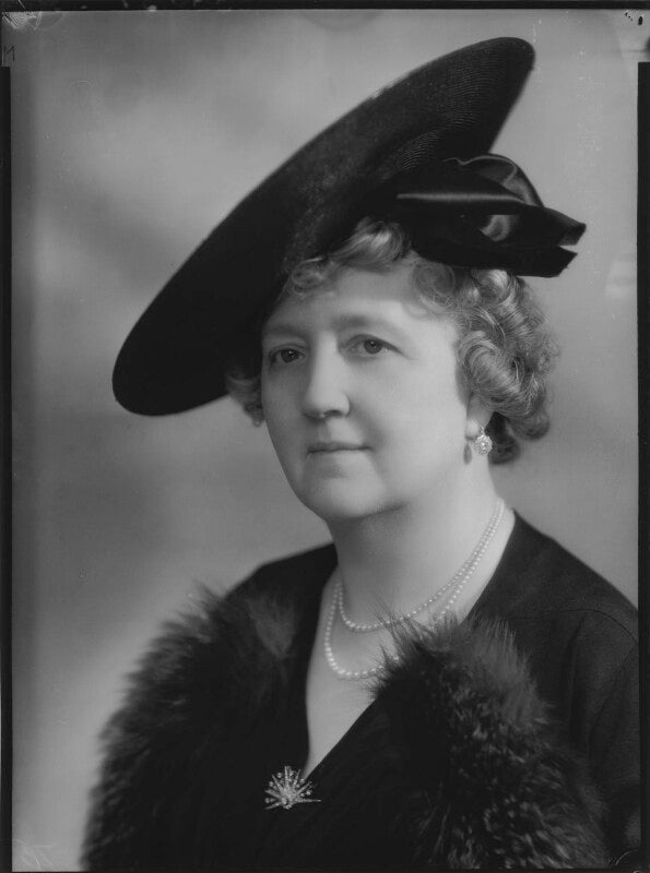 Lady Joan Elizabeth Mary Verney (née Cuffe) Portrait Print – National ...