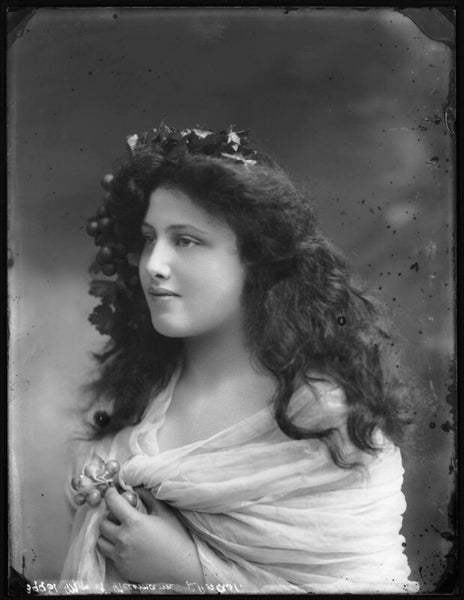 Rosie Violet Nina Millicent Newman (née Neumann) Greetings Card ...