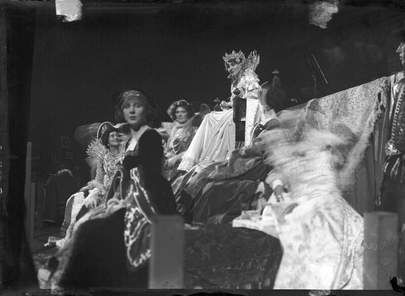 Mary Howe (Curzon), Countess Howe; Lady Diana Cooper (Diana (née Manne ...