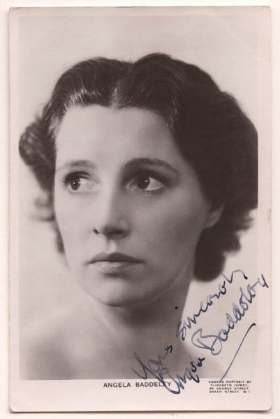 Angela Baddeley Portrait Print – National Portrait Gallery Shop