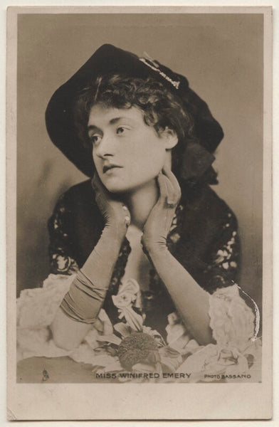 Winifred Emery Greetings Card – National Portrait Gallery Shop