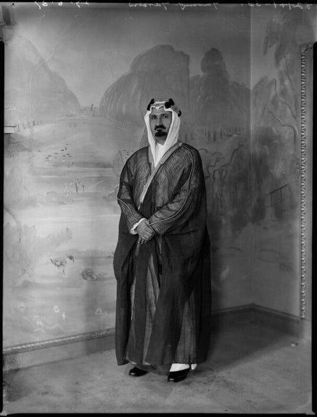 Youssef Yassin Portrait Print – National Portrait Gallery Shop