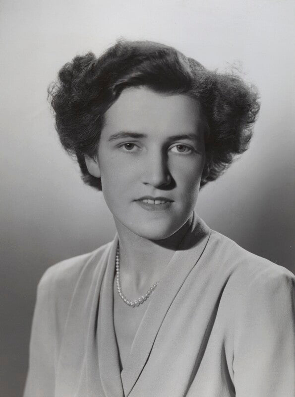 Dawn Hooper (née Remnant) Portrait Print – National Portrait Gallery Shop