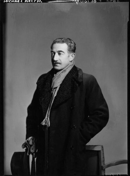 Michael Arlen Greetings Card – National Portrait Gallery Shop