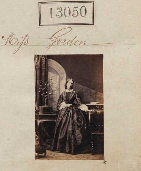 Miss Gordon Greetings Card – National Portrait Gallery Shop