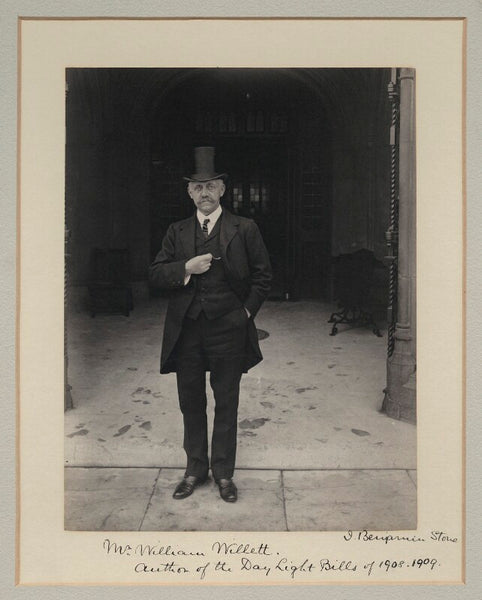 William Willett Greetings Card – National Portrait Gallery Shop