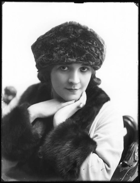 Doris Keane Portrait Print – National Portrait Gallery Shop