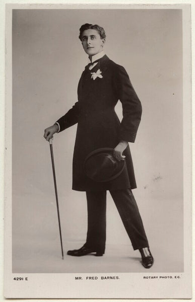 Fred Barnes Portrait Print – National Portrait Gallery Shop